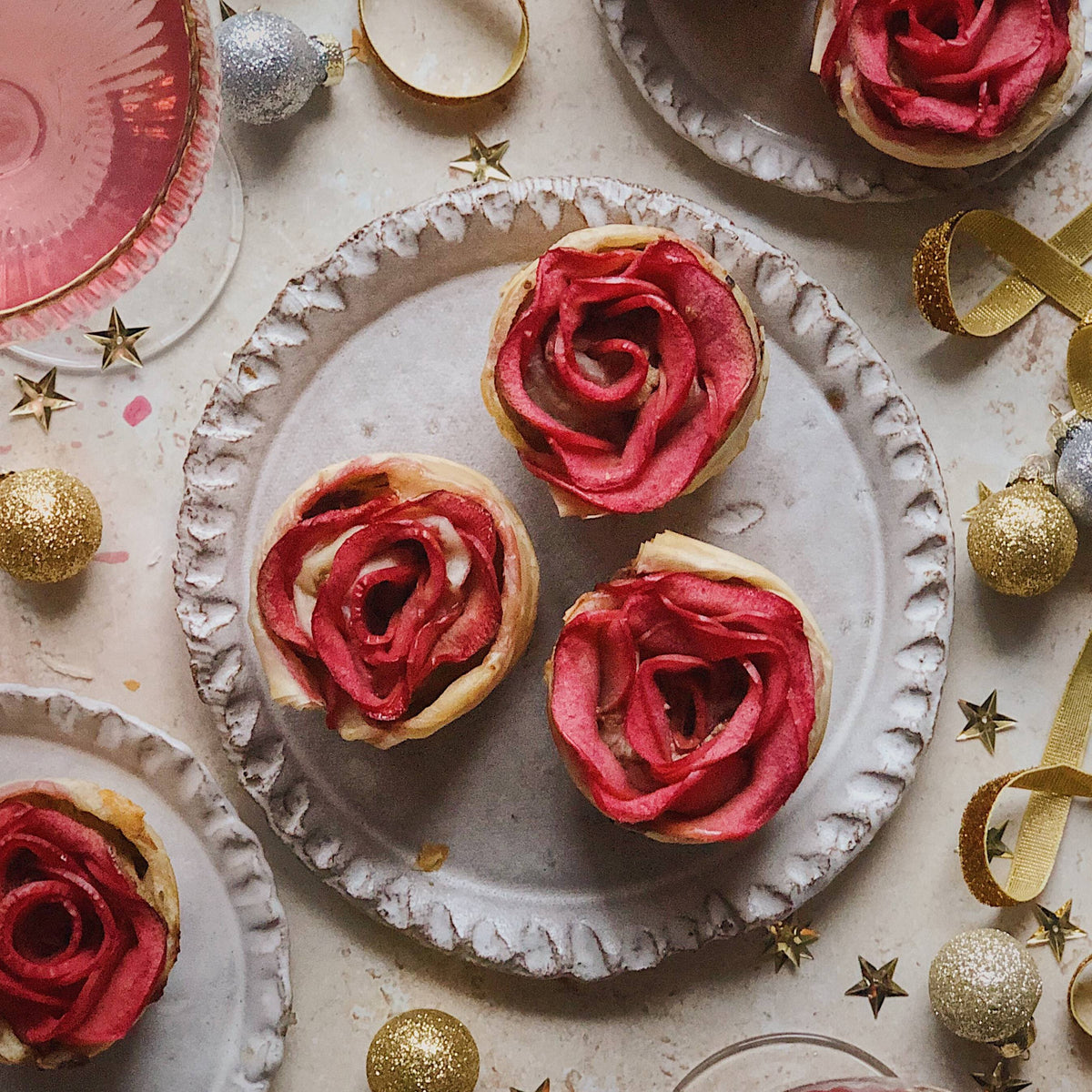 Apple and Pâté Rose Tartlets